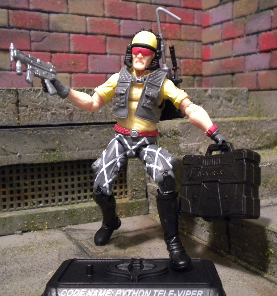 GI JOE ~ 2011 PYTHON PATROL TELE VIPER ~ MISSION BRAZIL JOECON ~ 100% ...