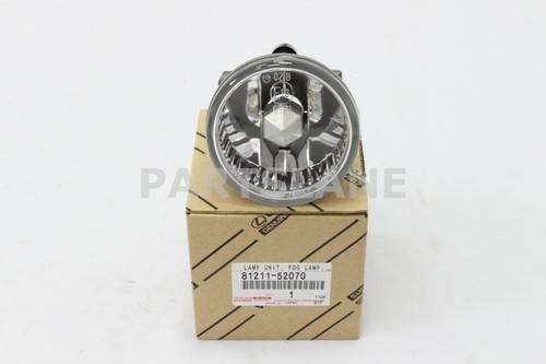 Toyota Highlander Prius OEM Genuine Right Fog Lamp Unit 81211-52070 | eBay