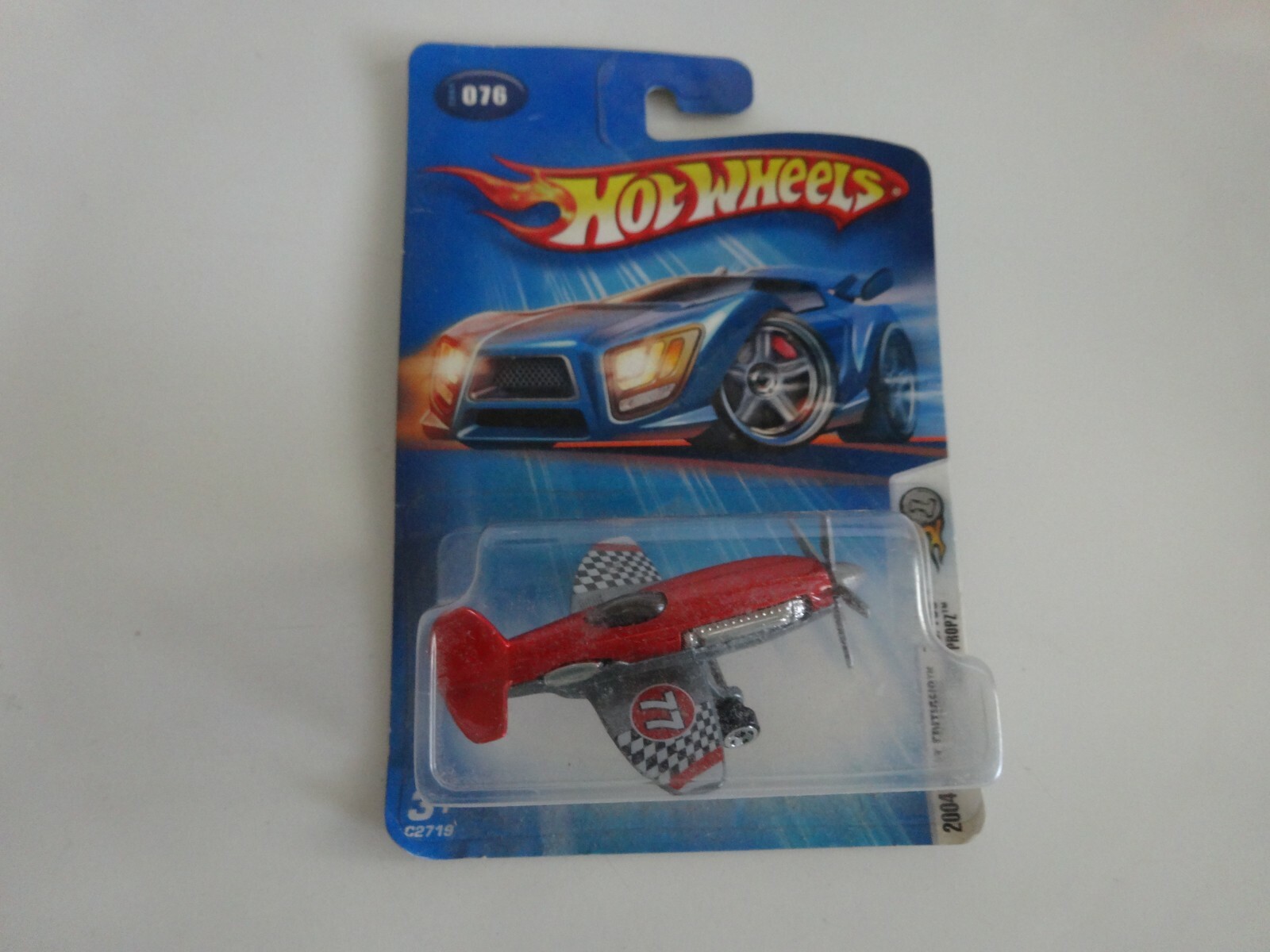 2004 FIRST EDITIONS 76/100 MADD PROPZ Hot Wheels AIRPLANE | eBay