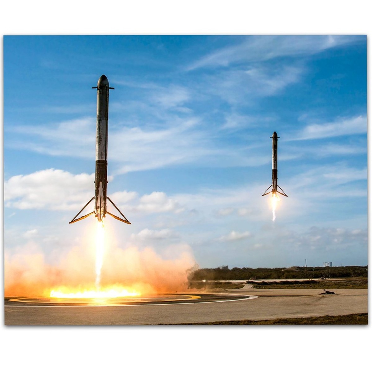 Spacex Falcon Heavy Booster Landing