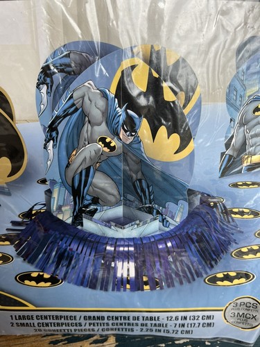 DC Comics' Batman 3-Piece Table Decorating Kit +Confetti Kids Birthday ...