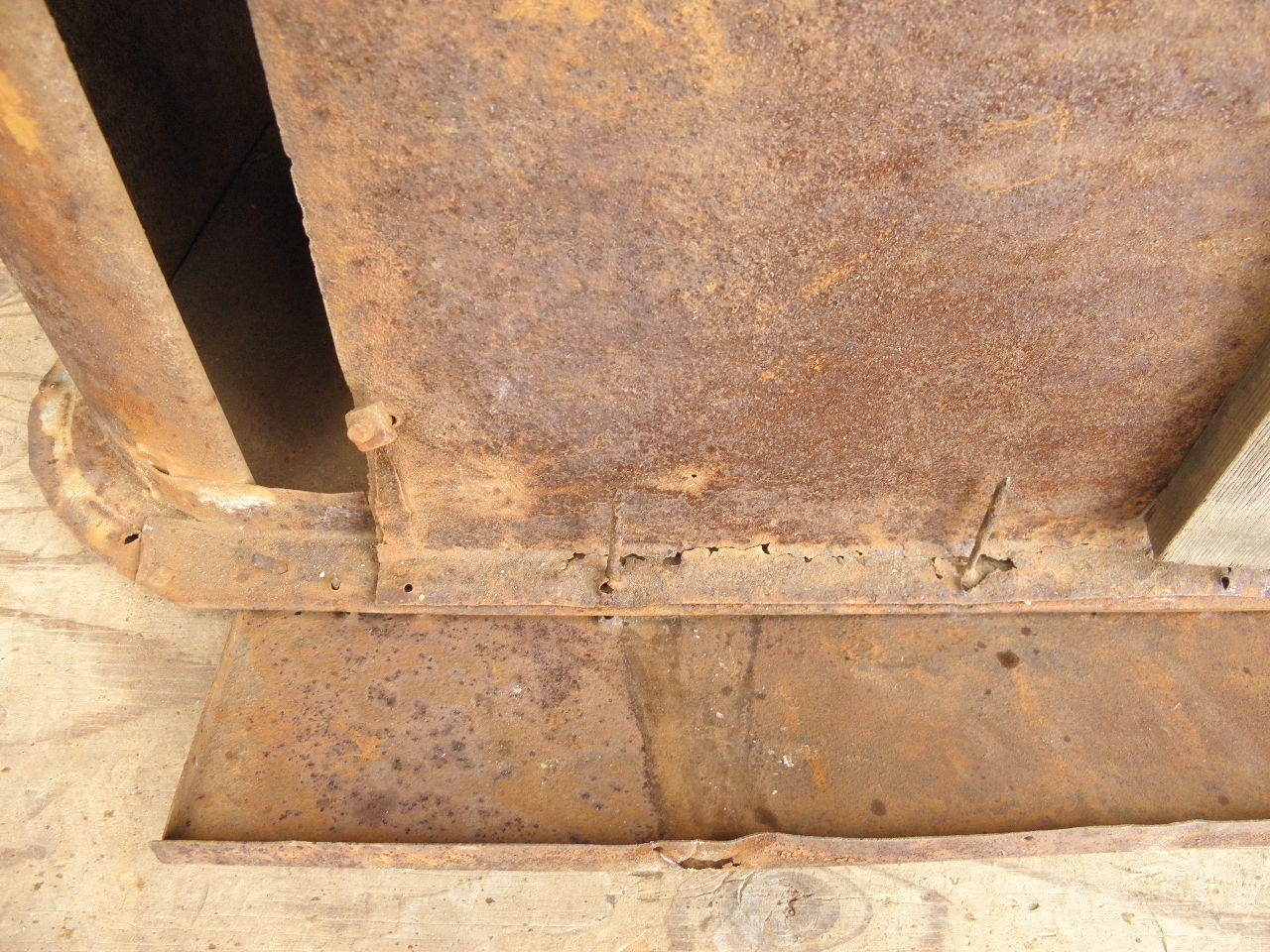 Super Rare Huge 1923-1925 Model T Ford Roadster Turtle Deck Trunk ...