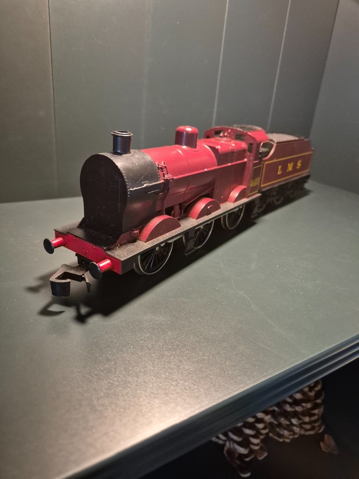 AP, O gauge LIMA 6534 class 4F 0-6-0 loco + tender LMS 4683 VERY TATTY ...