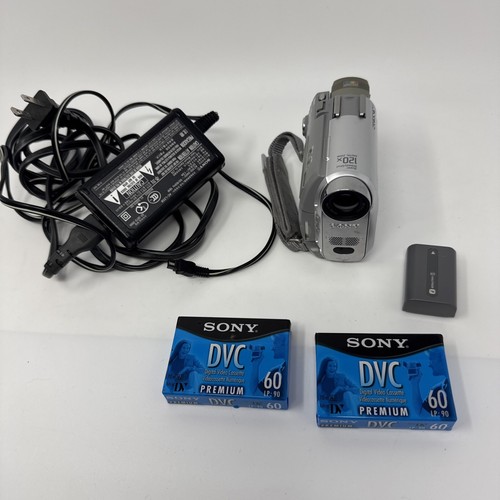 Sony Handycam DCR-HC30 MiniDV Camcorder *NEEDS NEW BATTERY And ...