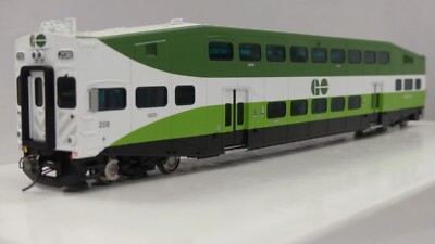Rapido 146041 Ho Scale Bi-Level Commuter Car Set - Go / Metrolinx Set ...