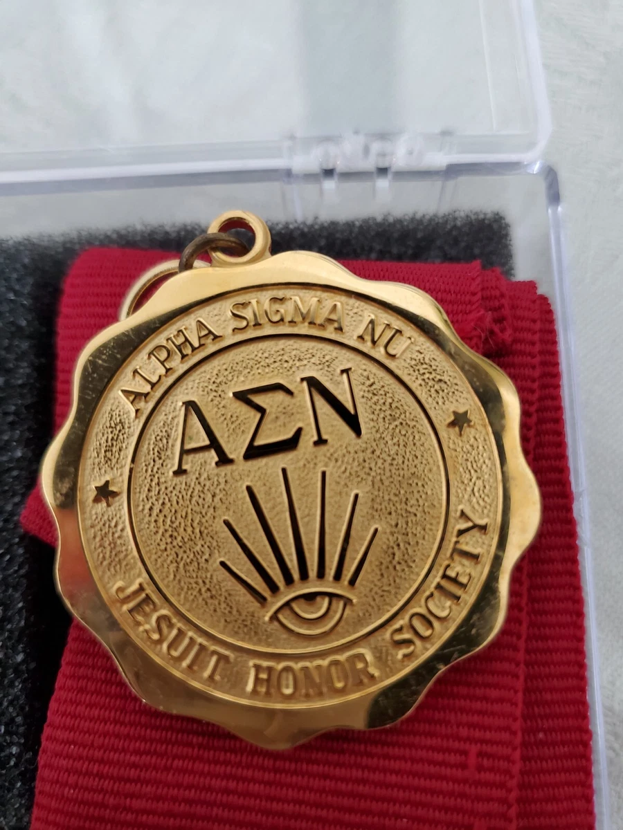 Alpha Sigma Alpha Badge