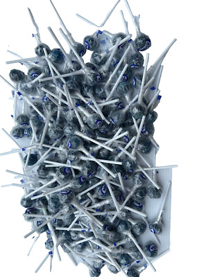 VIDAL SOUR X50 BLUE RASPBERRY TONGUE PAINTER LOLLIES FREE 1ST CLASS ...