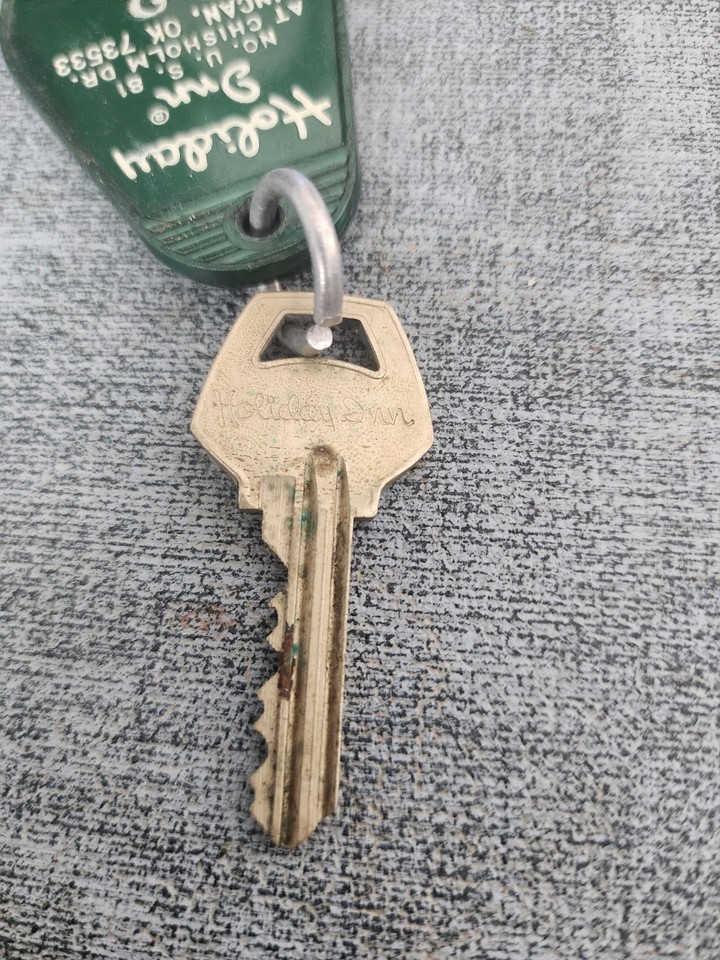 Vintage Hotel Motel Room Key and Fob Holiday Inn Room 102 Duncan ...