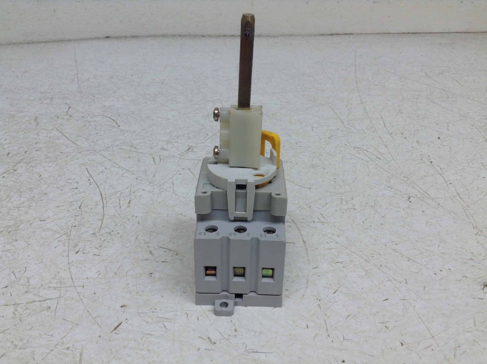 Allen Bradley 194E-A25-1753 Ser. B Load Switch 25 Amp On Off 90 Degree ...