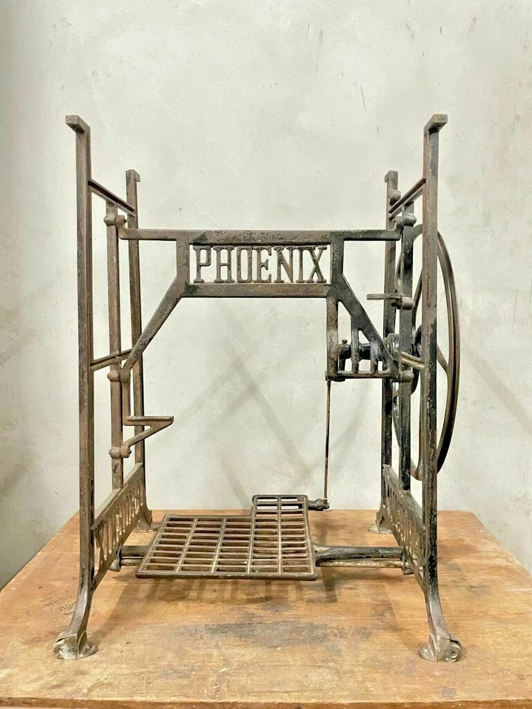 Iron Sewing Machine Stand