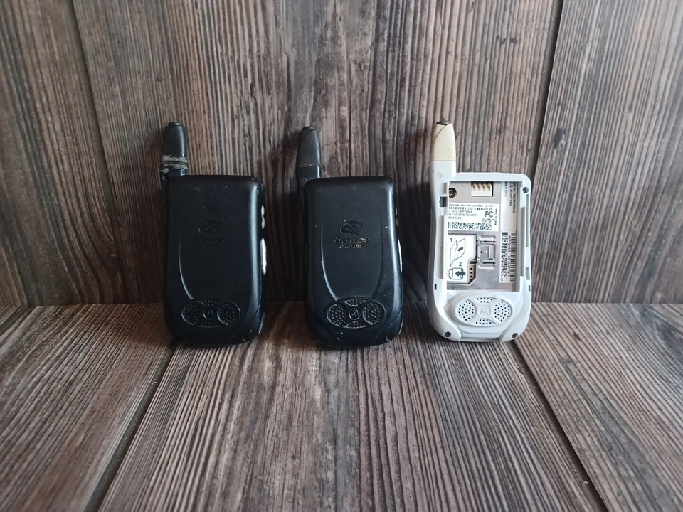Motorolla Boost Flip Phone Model I450/i455 Lot of 3 UNTESTED Parts Or ...