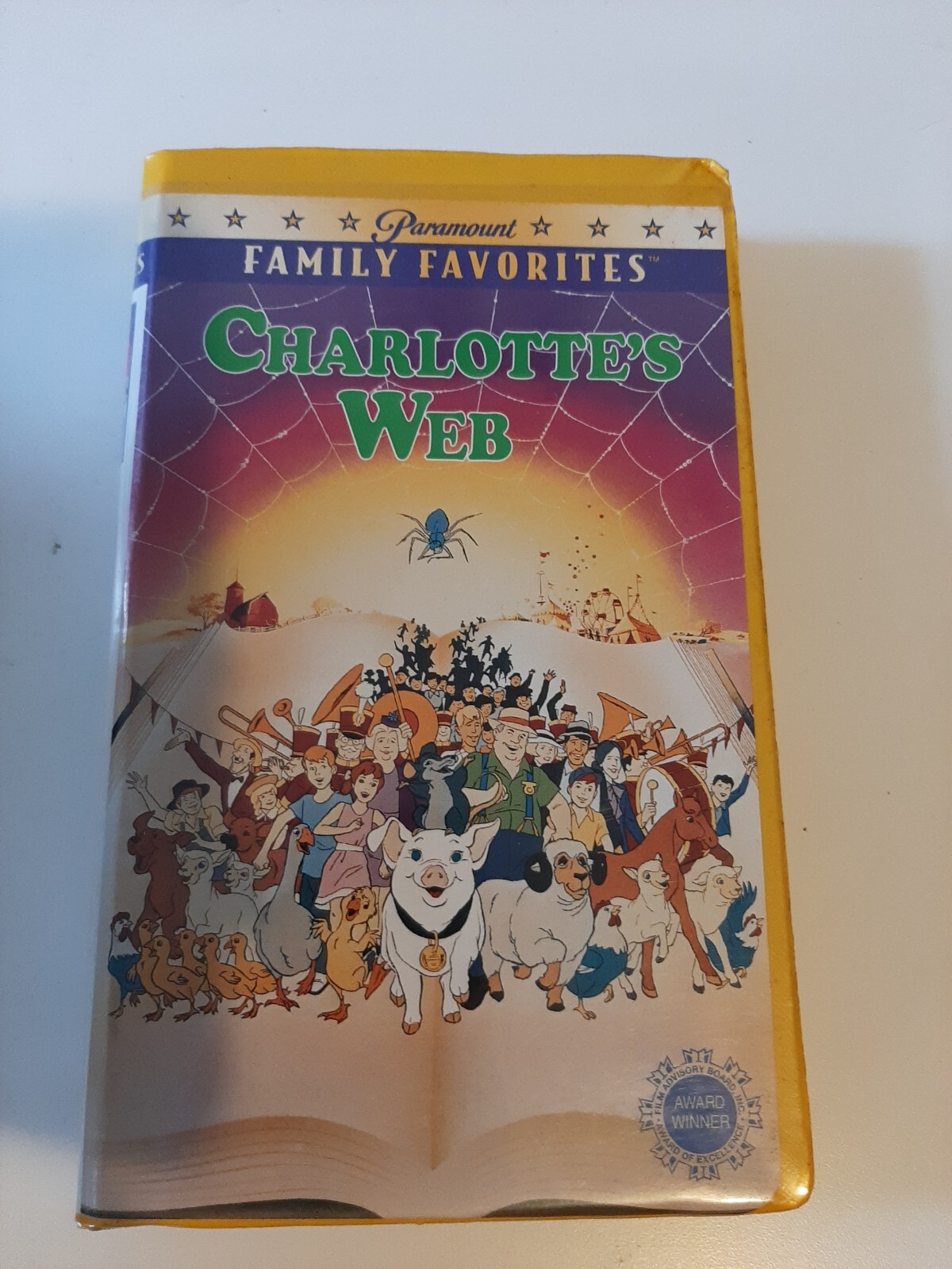 Charlottes Web (VHS, 1996) Yellow Clamshell Case 97361537832| eBay