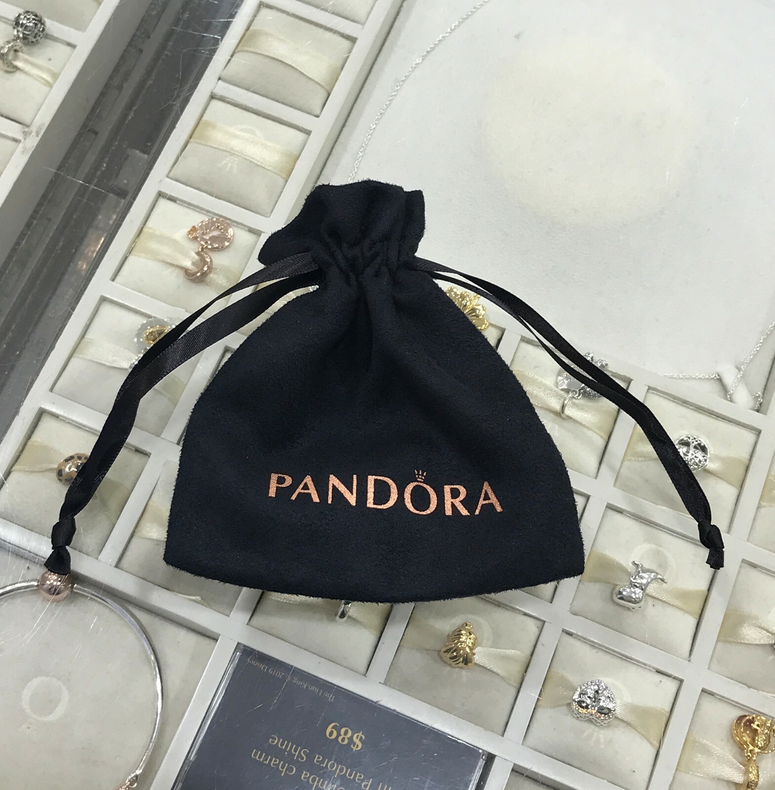 NEW Genuine PANDORA Moments SilverBracelet,Pave Signature Clasp ...