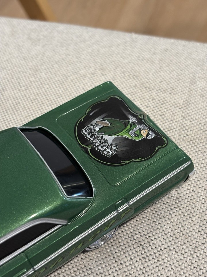 Homie Hoppers 64 Impala Lowrider 1/25 RC Lindberg no controller | eBay