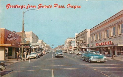1950s Oregon Grants Pass autos Roberts Street Scene Postcard Northwest ...