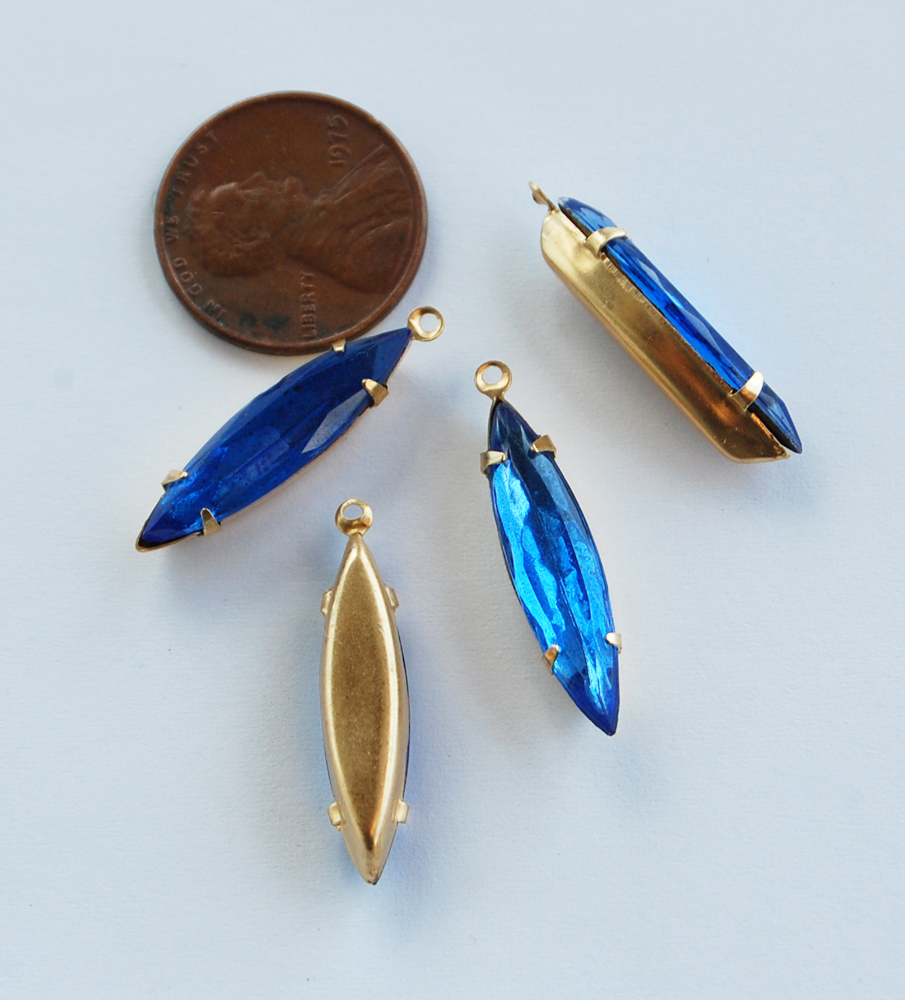 VINTAGE GLASS MARQUIS NAVETTE PENDANT BEADS 24x6mm MANY COLORS IN STOCK ...