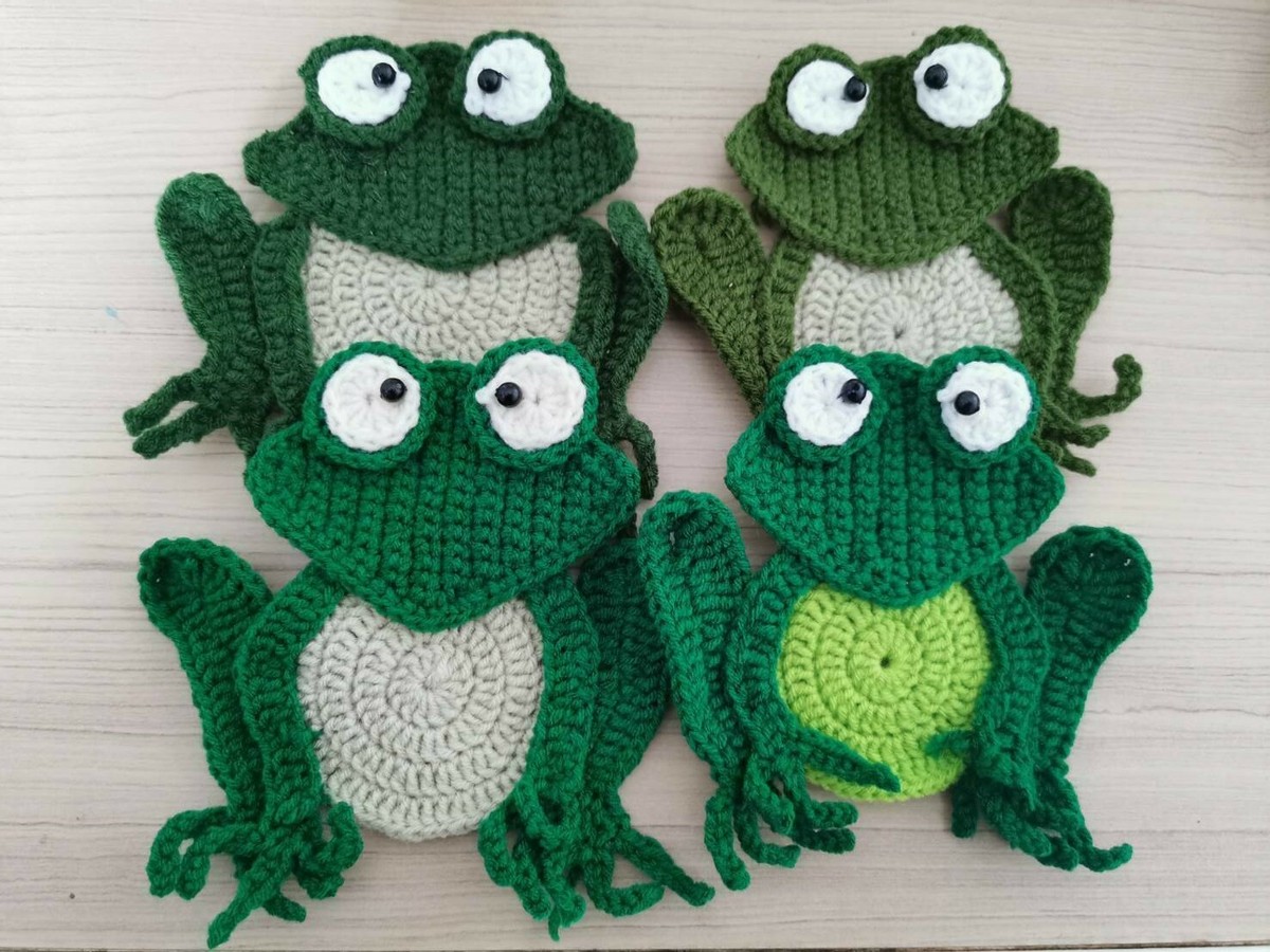 Crochet Frog Applique Pattern Crochet Frog Square GoldenLucyCrafts