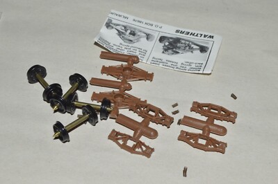 HO scale plastic freight car trucks Walthers sprung old time arch bar ...