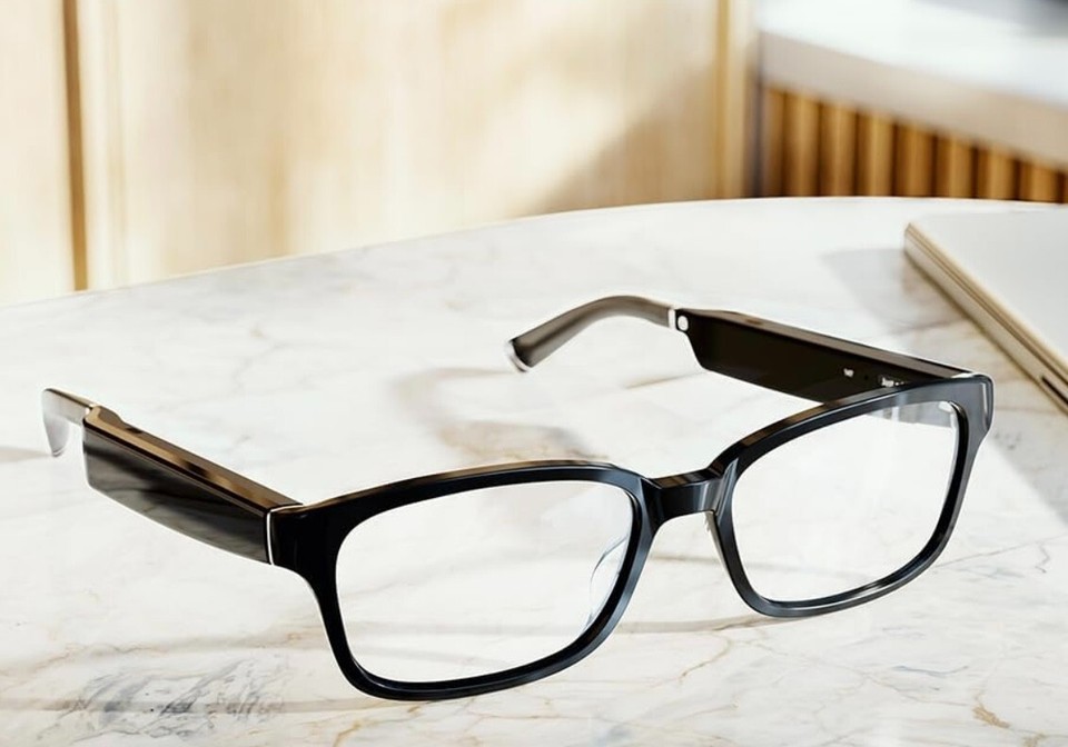ECHO Frames 3 Generation Smart Glasses w ALEXA Black Frames / Blue ...