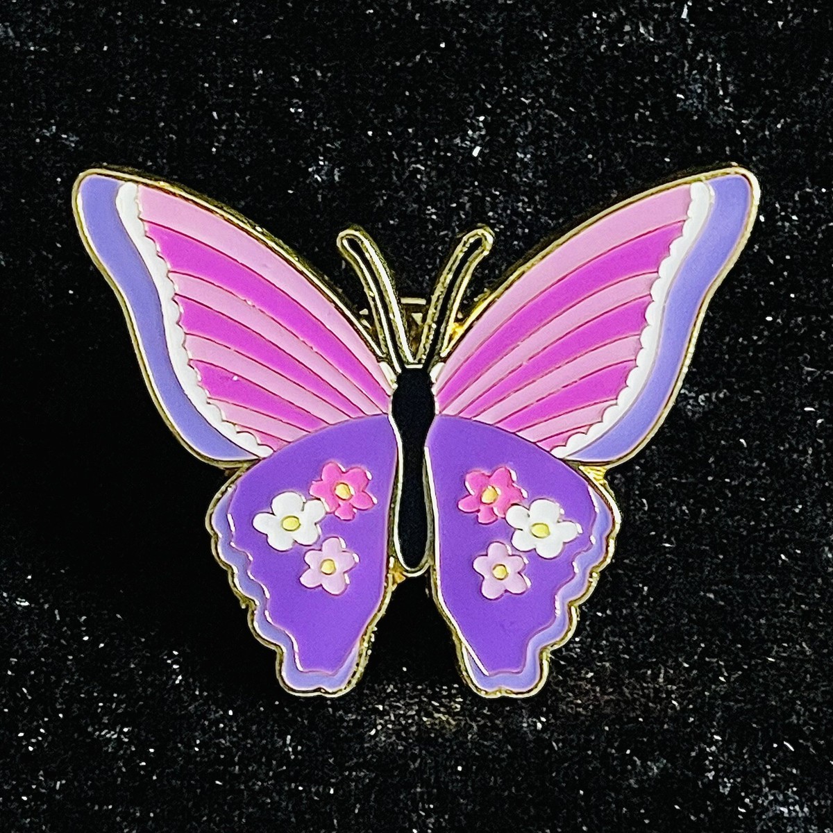 Rapunzel Centerpiece Ideas With Butterflies For A Rapunzel Themed