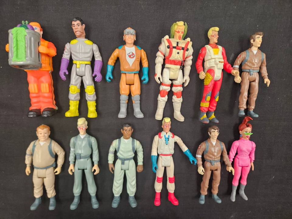 VINTAGE 1980'S KENNER/Filmation GHOSTBUSTERS LOT 29 Figures, FIREHOUSE ...