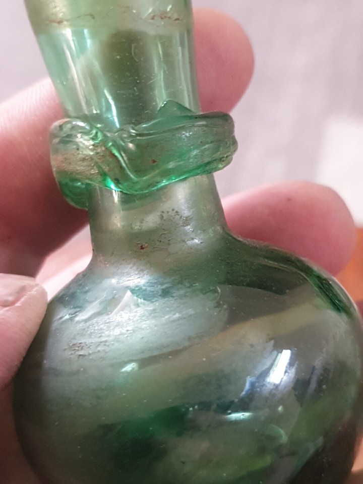 ANCIENT MEDIEVAL ROMAN GREEN GLASS VASE WITH BLOOM - EARLY A.D. | eBay