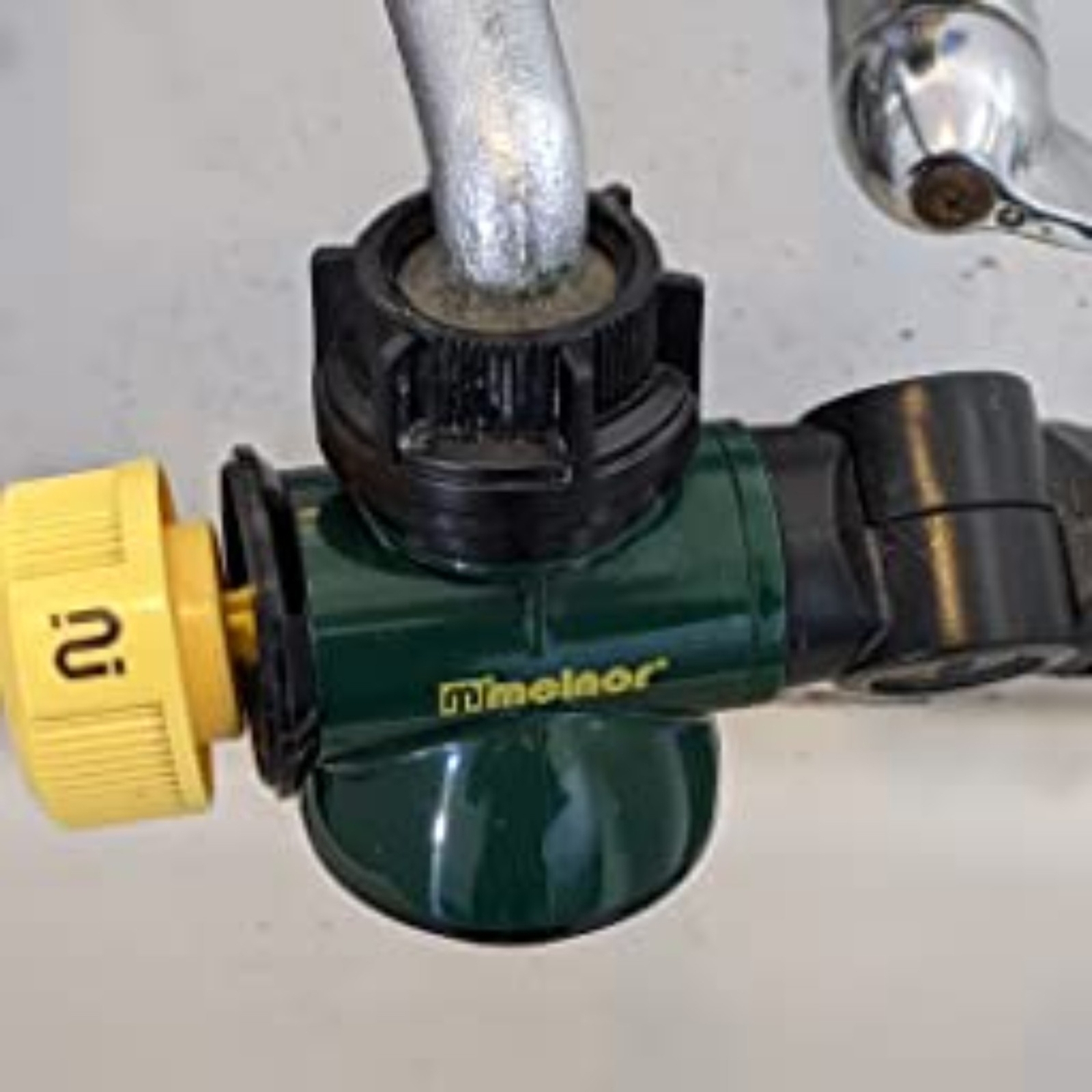 Melnor Outdoor Faucet Extender Mount Wash & Fill Watering Connection ...