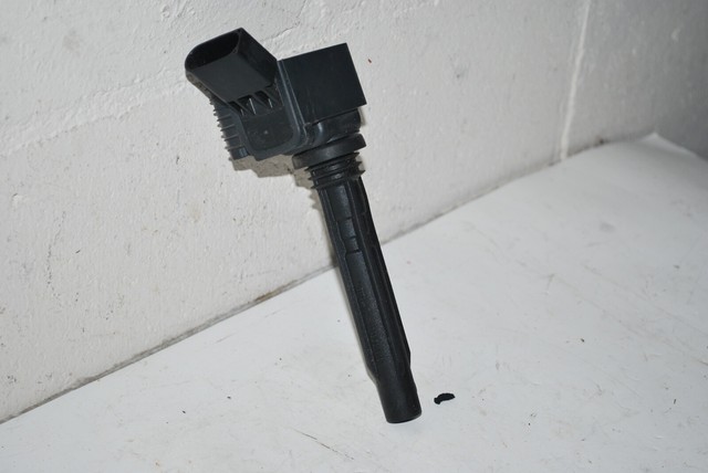 Audi OEM 2015 A3 Quattro 2.0l-l4 Ignition System-connector 06k905199a ...