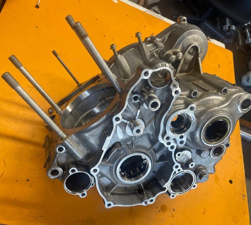 2017 KTM 350 Exc Motor Engine Crank Cases 250 2016-2022 Husqvarna Fe ...