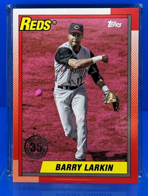 BARRY LARKIN (#T90-3) - 2025 Topps Series 1 '90/35th insert PINK ...