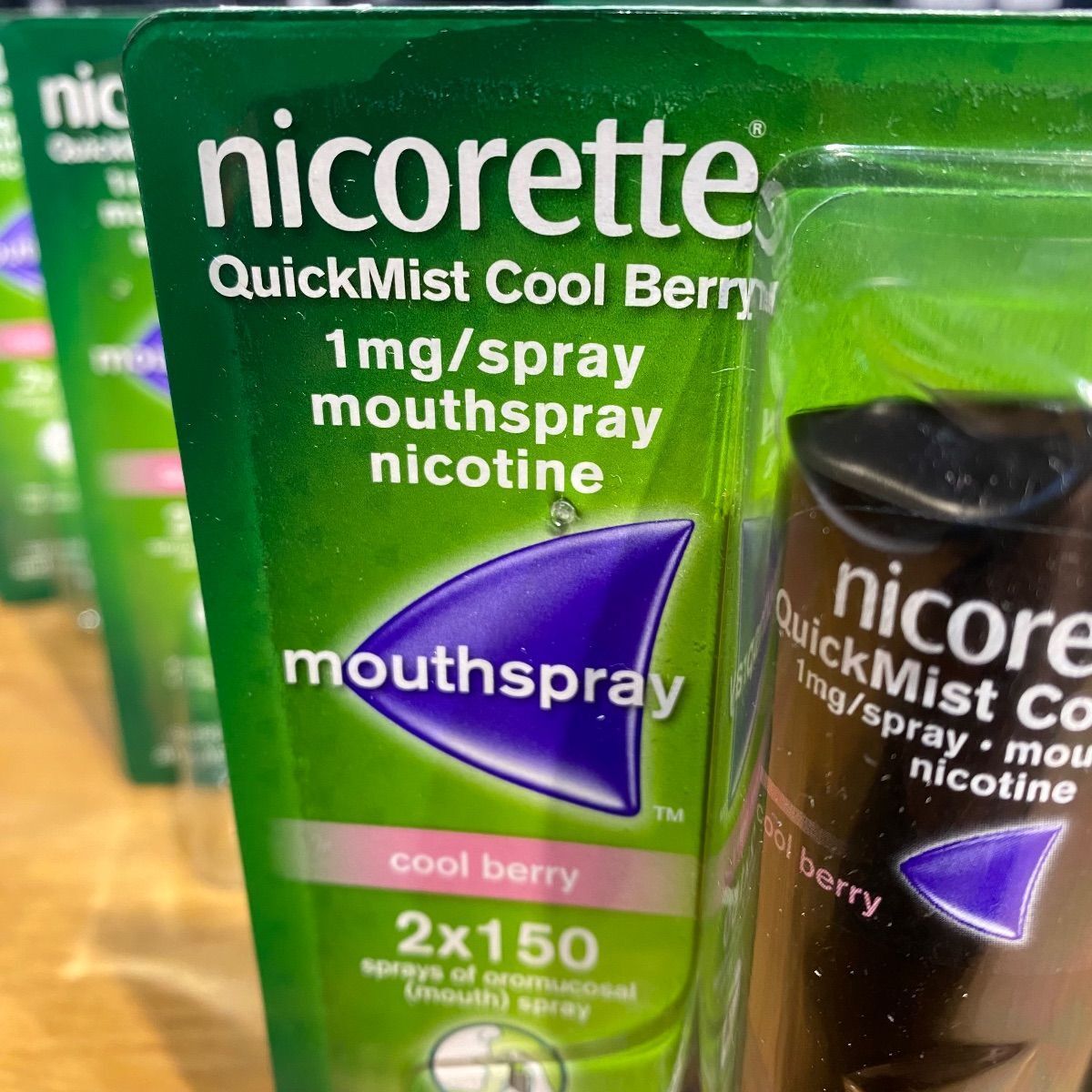 3 x Nicorette Quickmist Cool Berry Mouthspray 6 x 150 Sprays Nicotine ...