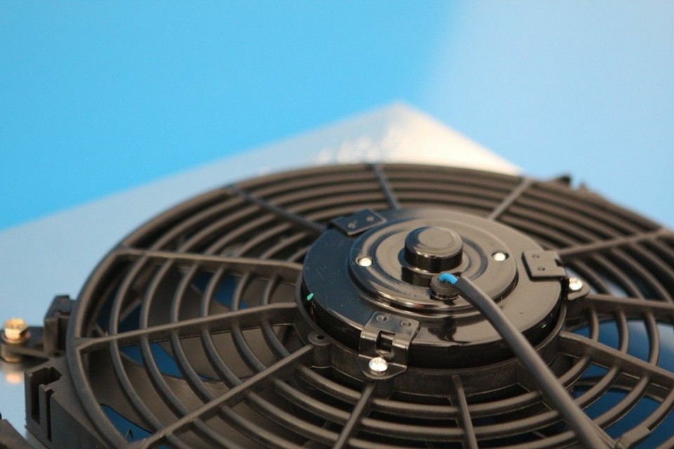 KKS Radiator Shroud & 16" Fan For 70-72 Dodge Dart Plymouth Duster ...