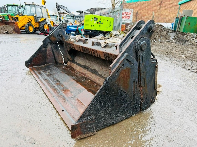 BOBCAT 3 IN ONE BUCKET* TO SUIT SKIDSTEER*YEAR 2012*VIDEO* | eBay UK