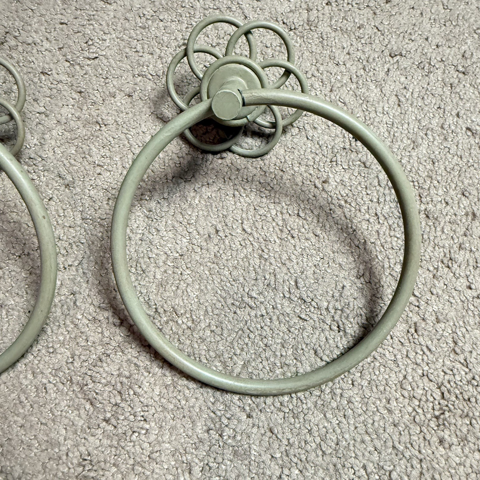 Pier 1 Imports 3 PC Set Green Tissue Toilet Holder 2 Towel Ring Lazo ...