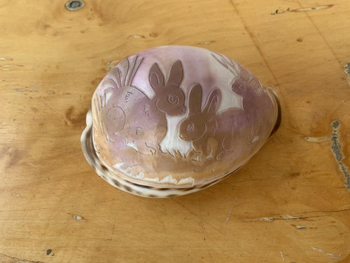 Vintage Carved Tiger Cowrie Shell Three Rabbits Bunnies | eBay
