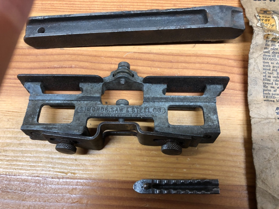 Vintage Simonds crosscut saw raker gauge/jointer and anvil with ...