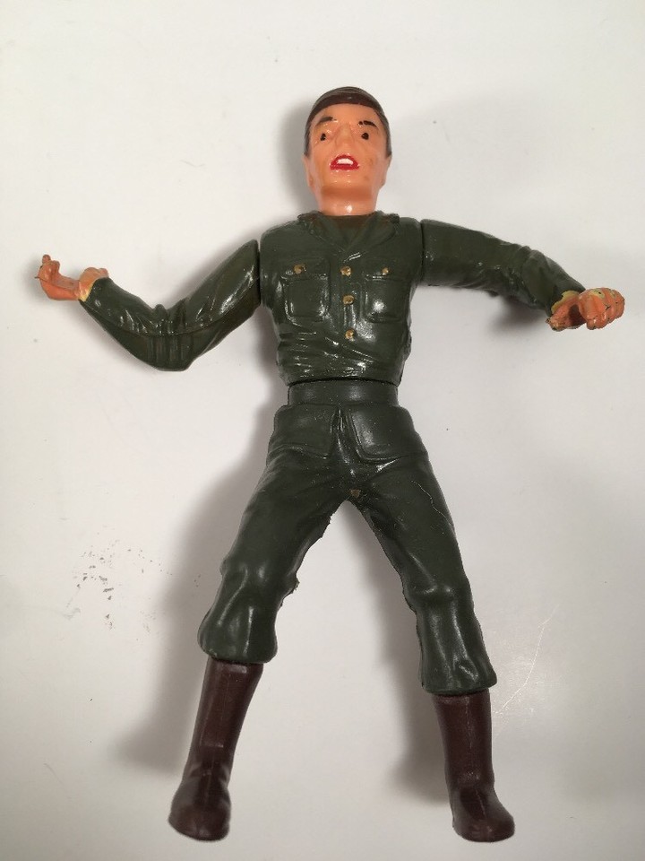 RARE Louis Marx Action Figure Army Man Soldier with Accessories Vintage ...