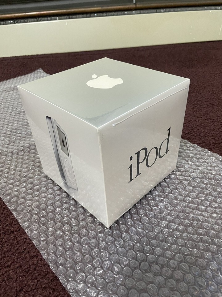 Factory Sealed Apple iPod Classic 1st Generation (5GB) + 2nd, 3rd, 4th ...