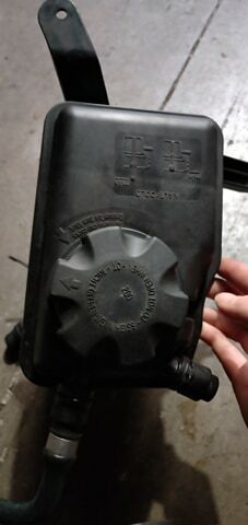 BMW 5-SERIES E60 525i 2004 EXPANSION OVERFLOW BOTTLE HEADER TANK 2.5 ...