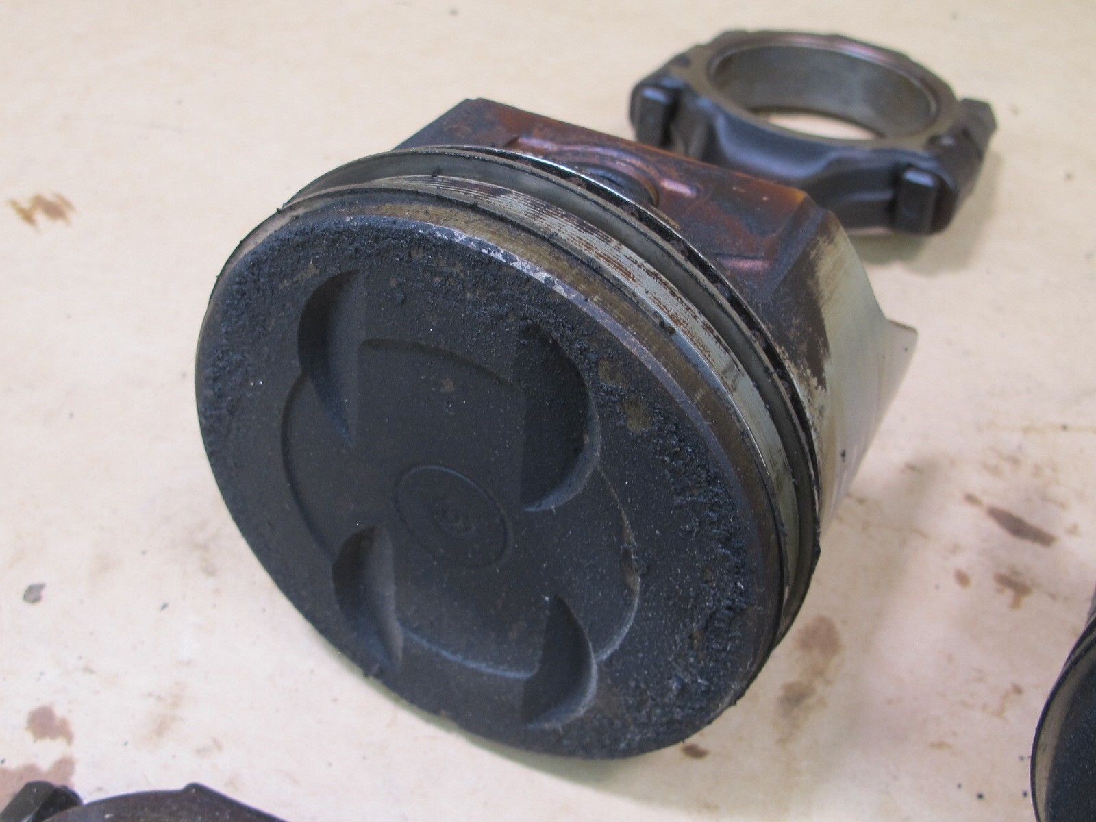 302 Ford 5.0 F2te-ba Connecting Rod Set Mustang Bronco Comet Mercury ...