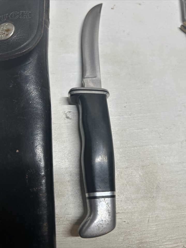 VTG BUCK 118 USA 4 3/8" FIXED BLADE KNIFE W/ORIG SHEATH--NICE USED COND ...