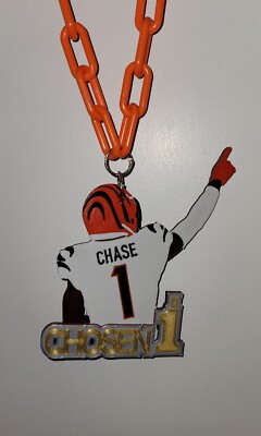 Cincinnati Bengals JaMarr Chase "Chosen 1" replica necklace and chain ...