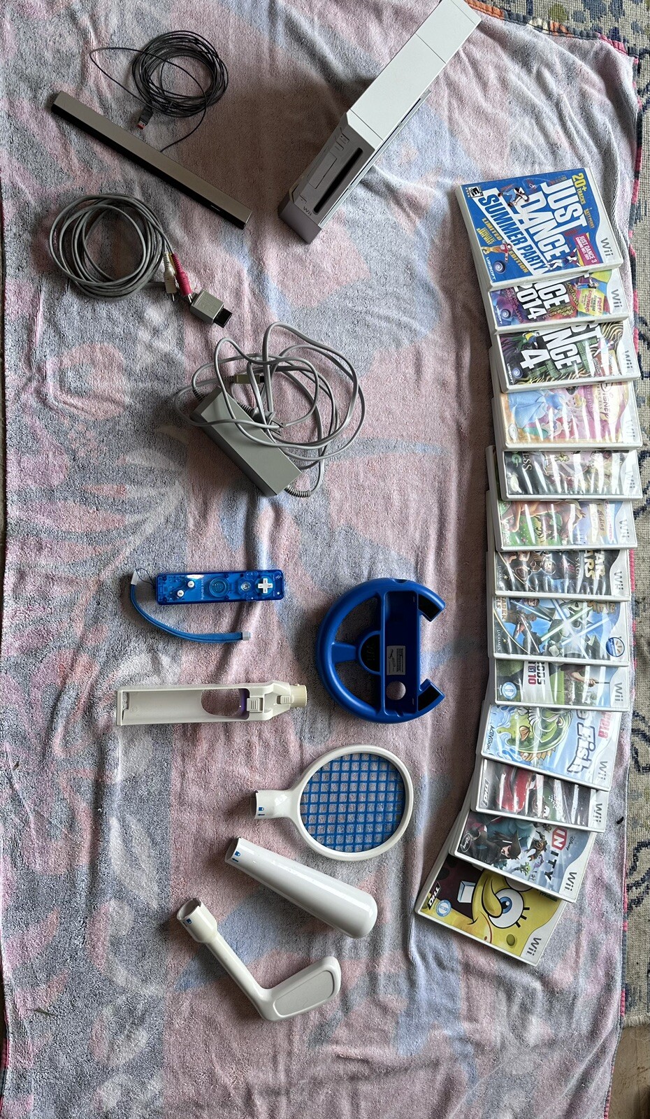 Nintendo Wii (Gamecube Compatible) Bundle with Games and Accessories | eBay