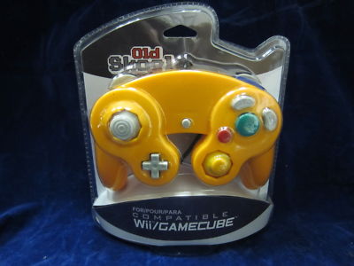 Old Skool Dual Analog Controller for Nintendo Game Cube and Wii - Spice ...