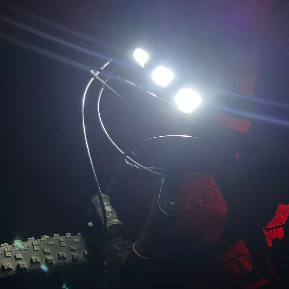 Bike Bar Light. Triple Lens 240 Lumen. 30hr Runtime. USB Rechargeable ...