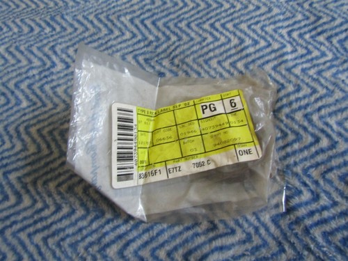 NOS FORD PART NUMBER E7TZ-7052-C SEAL NEW GENUINE FORD | eBay