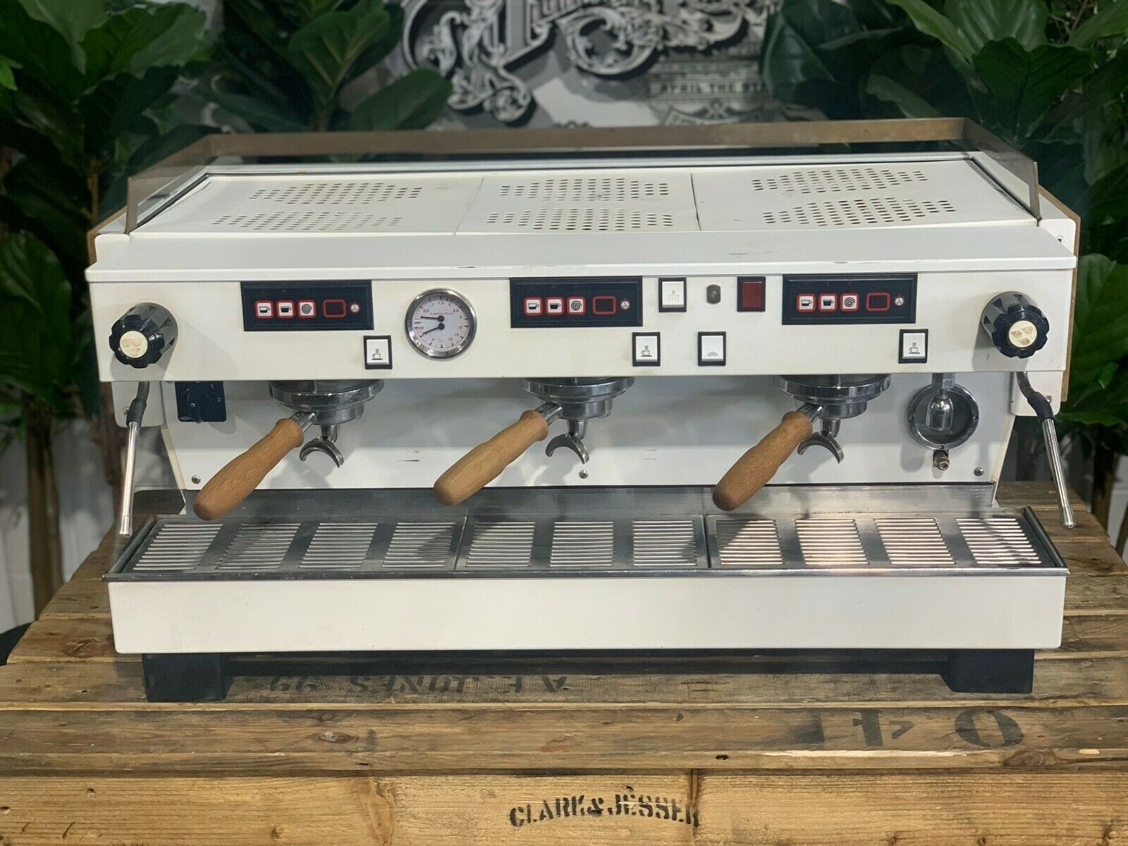 LA MARZOCCO LINEA CLASSIC 3 GROUP WHITE, WOOD & TIMBER HANDLES ESPRESSO ...