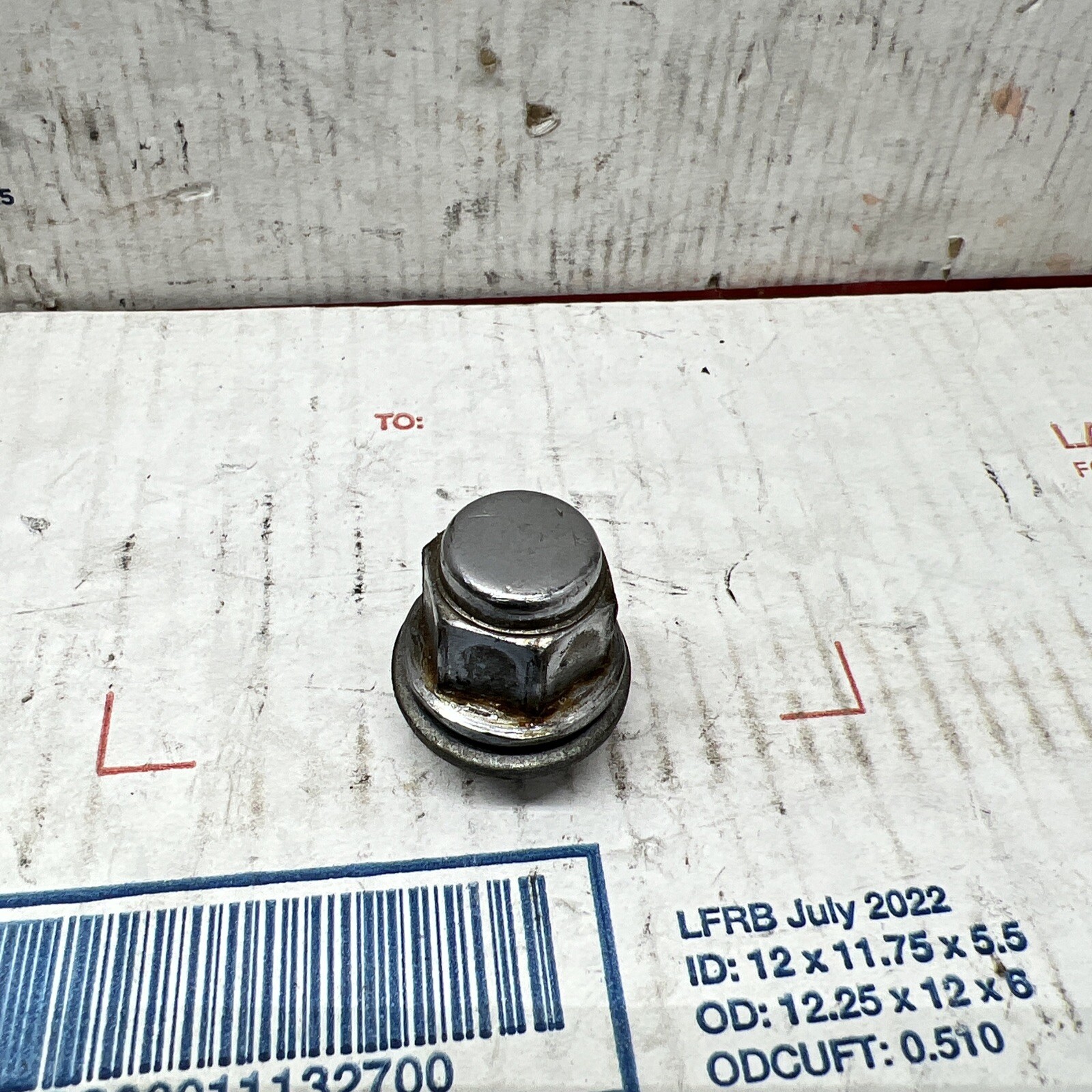 1 Lexus IS300 Wheel Lug Rim Nut Factory OEM 12mm x 1.5 Short Closed Cap ...
