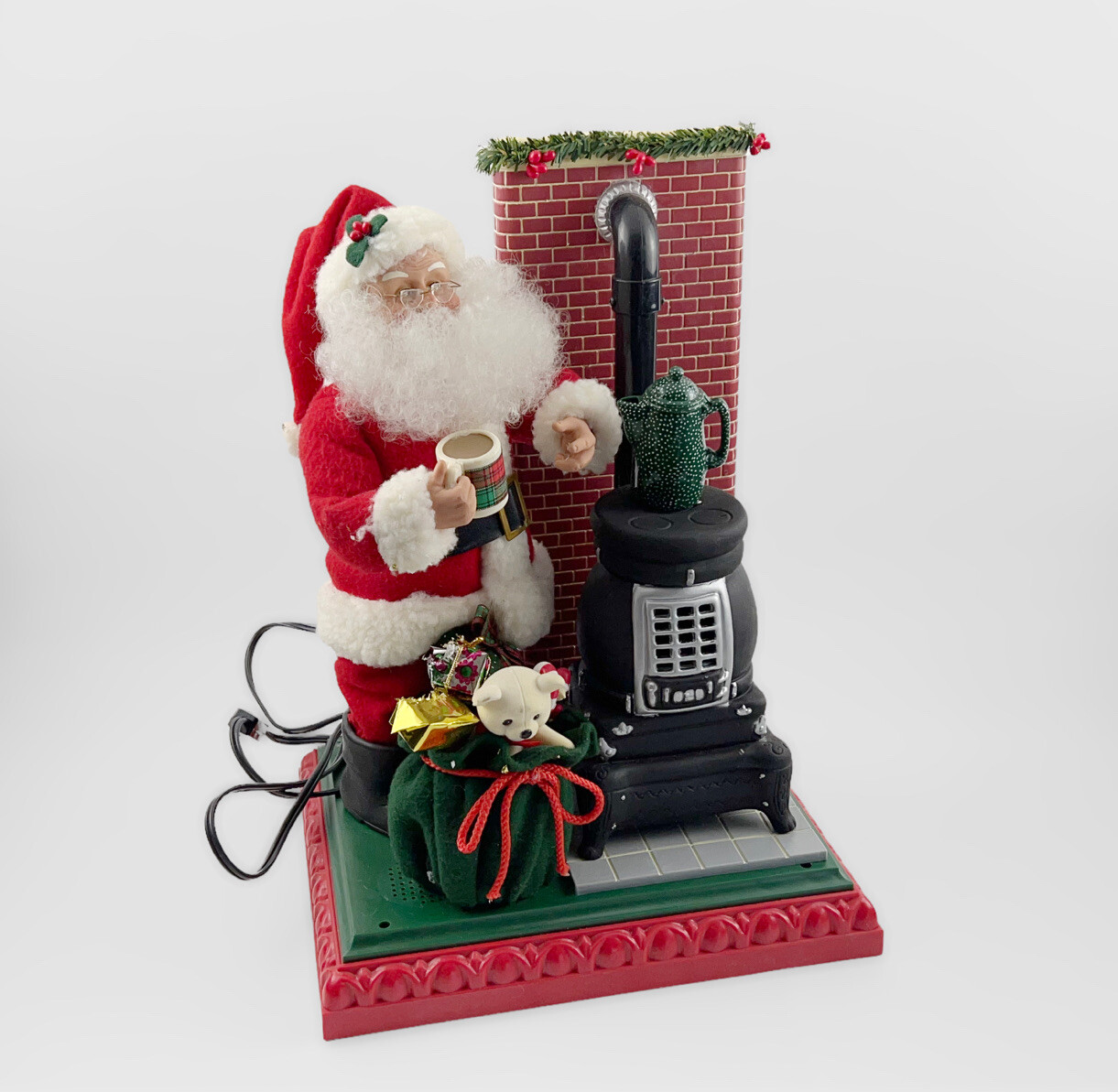Animated SANTA WITH POT BELLY STOVE Musical Holiday Scene HOLIDAY CREATIONS