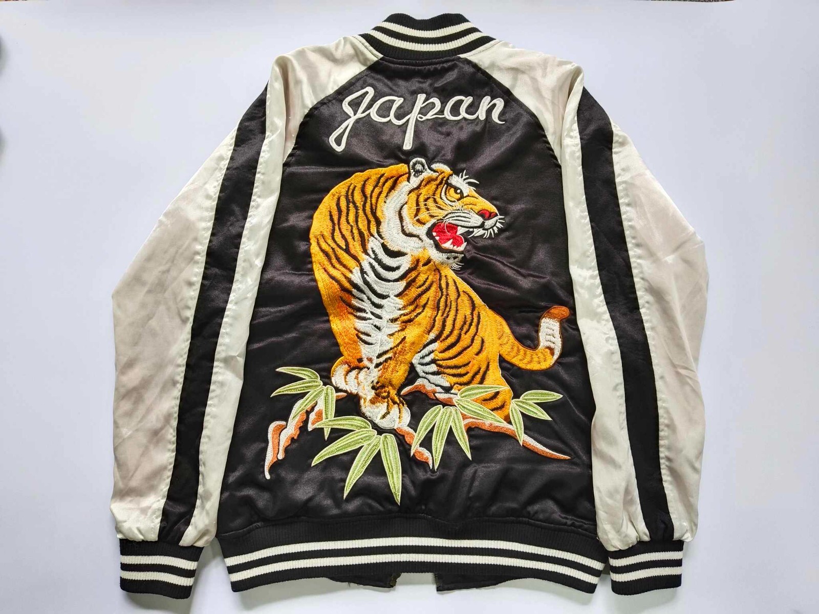 Sukajan Tiger Japanese Embroidery Baseball Souvenir Bomber Jumper ...